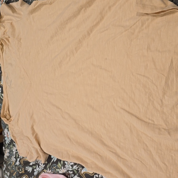 Universal Thread | Tops | 30 New Universal Thread V Neck | Poshmark